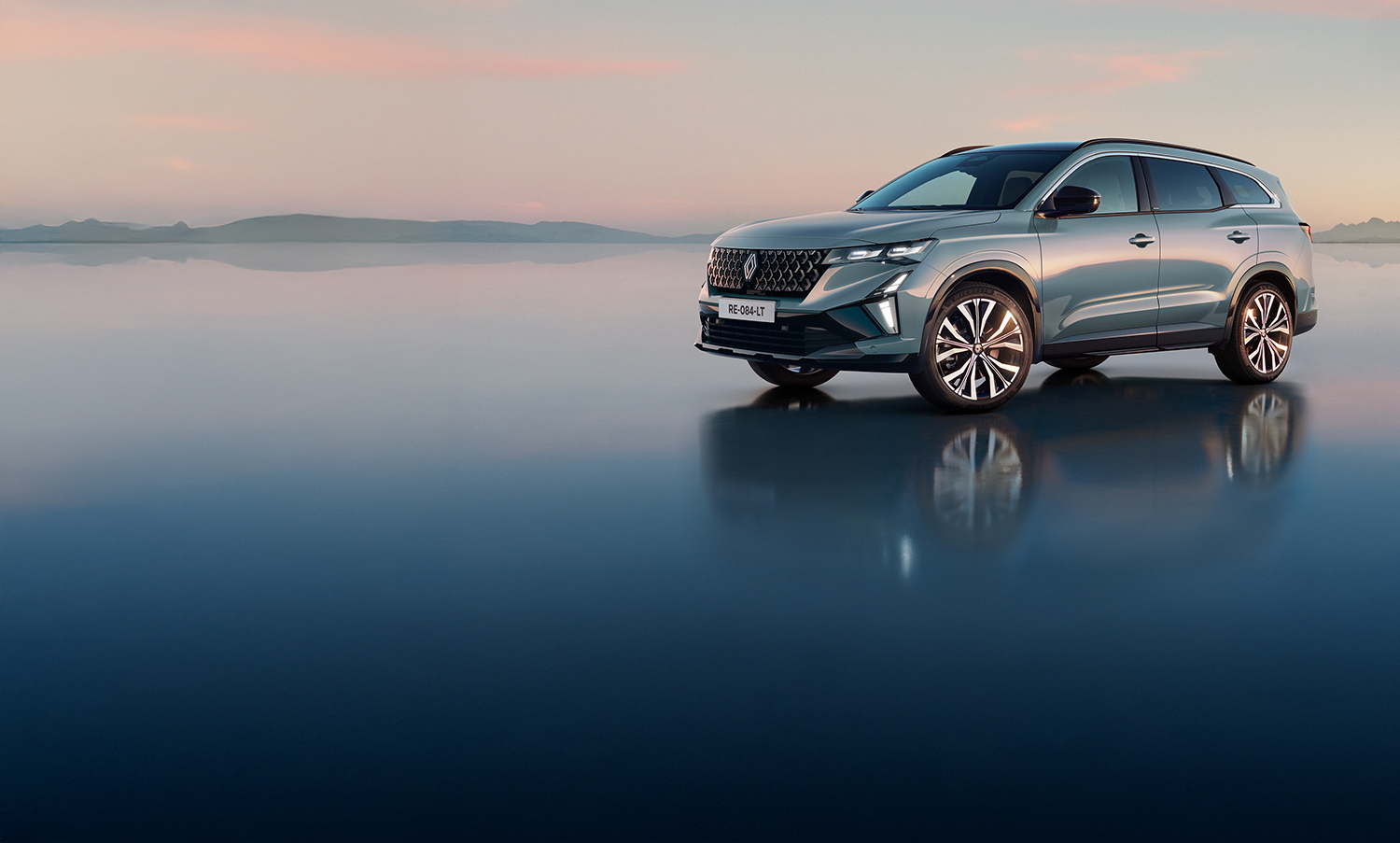 Jaunais Renault Espace full hybrid E-Tech | Renault Latvia